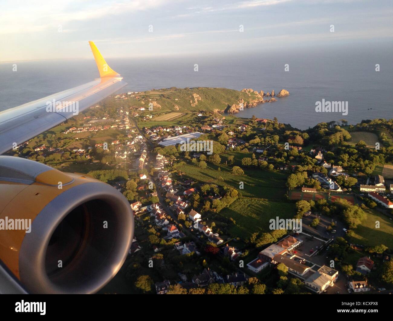 Ryanair window seat view hi-res stock photography and images - Alamy