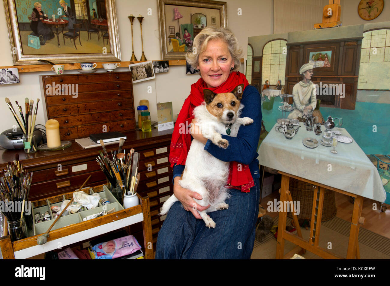Painter Marcelle Milo-Gray and 'Lily' in her studio in Denbury, Devon ...
