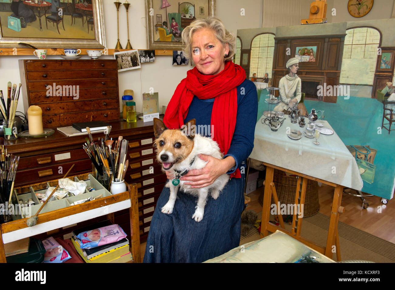 Painter Marcelle Milo-Gray and 'Lily' in her studio in Denbury, Devon ...