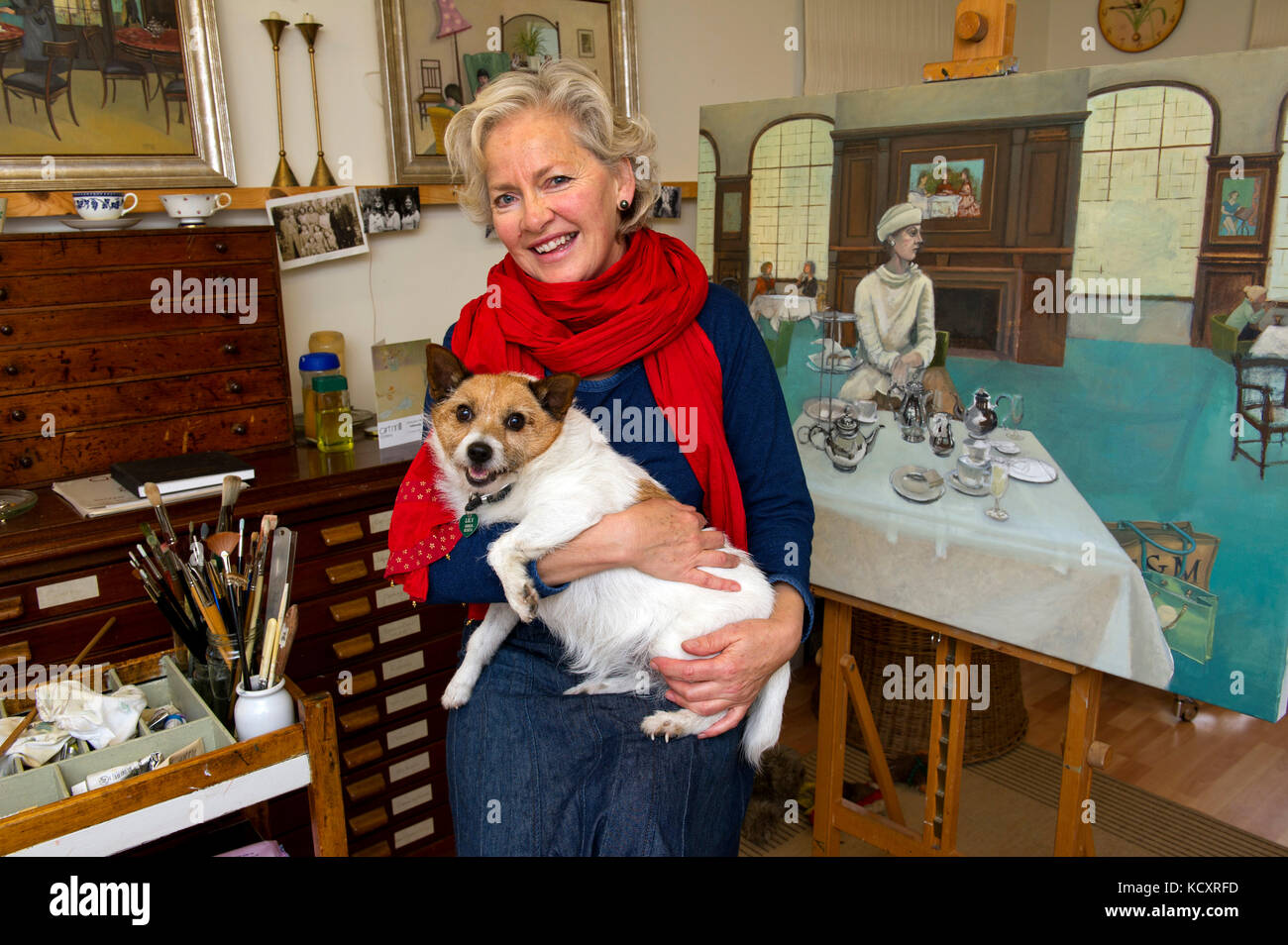 Painter Marcelle Milo-Gray and 'Lily' in her studio in Denbury, Devon ...