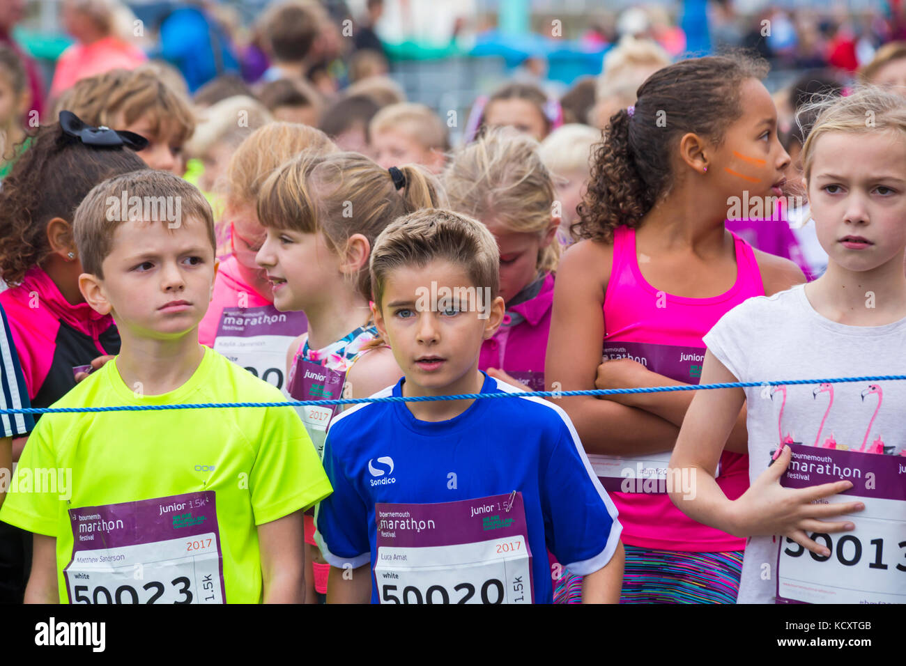 Starting line race children hi-res stock photography and images - Alamy