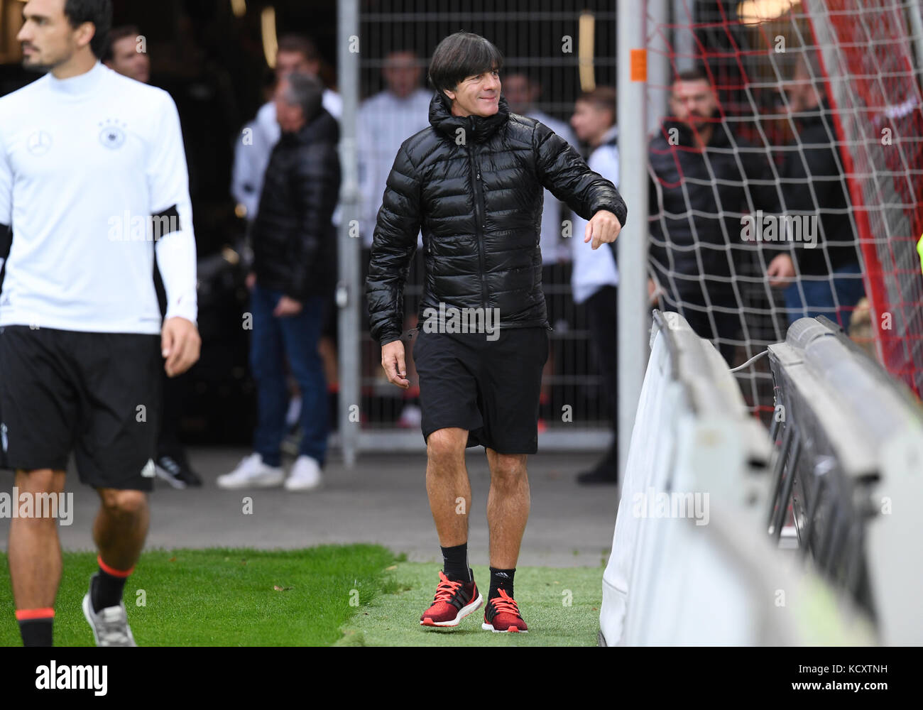 Mainz, Deutschland. 07th Oct, 2017. Bundescoach Joachim Jogi Loew ...