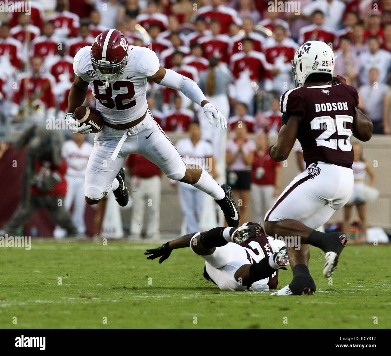 Irv smith jr hi-res stock photography and images - Alamy