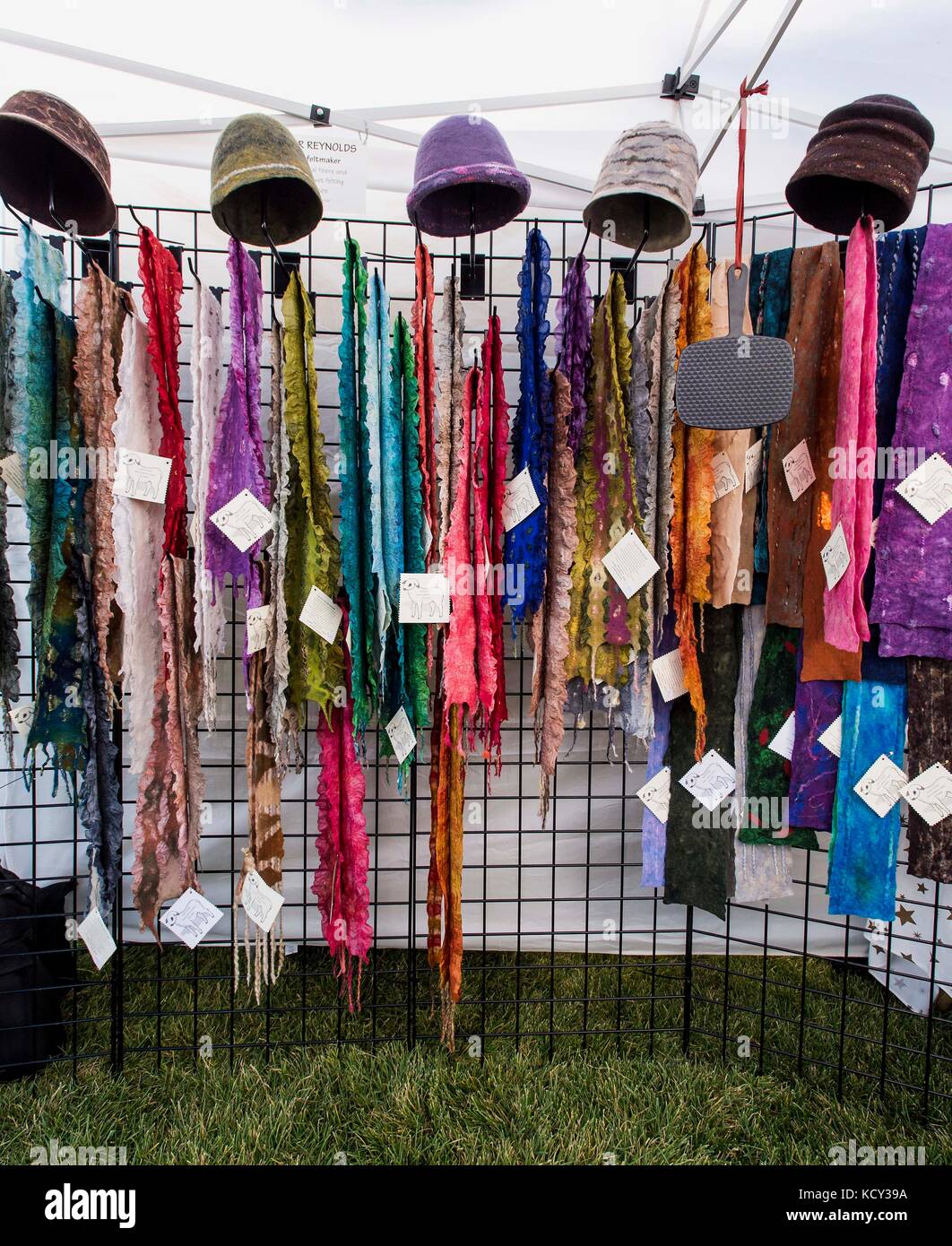 Hailey, Idaho, USA. 07th Oct, 2017. Woolen goods are offered for sale ...