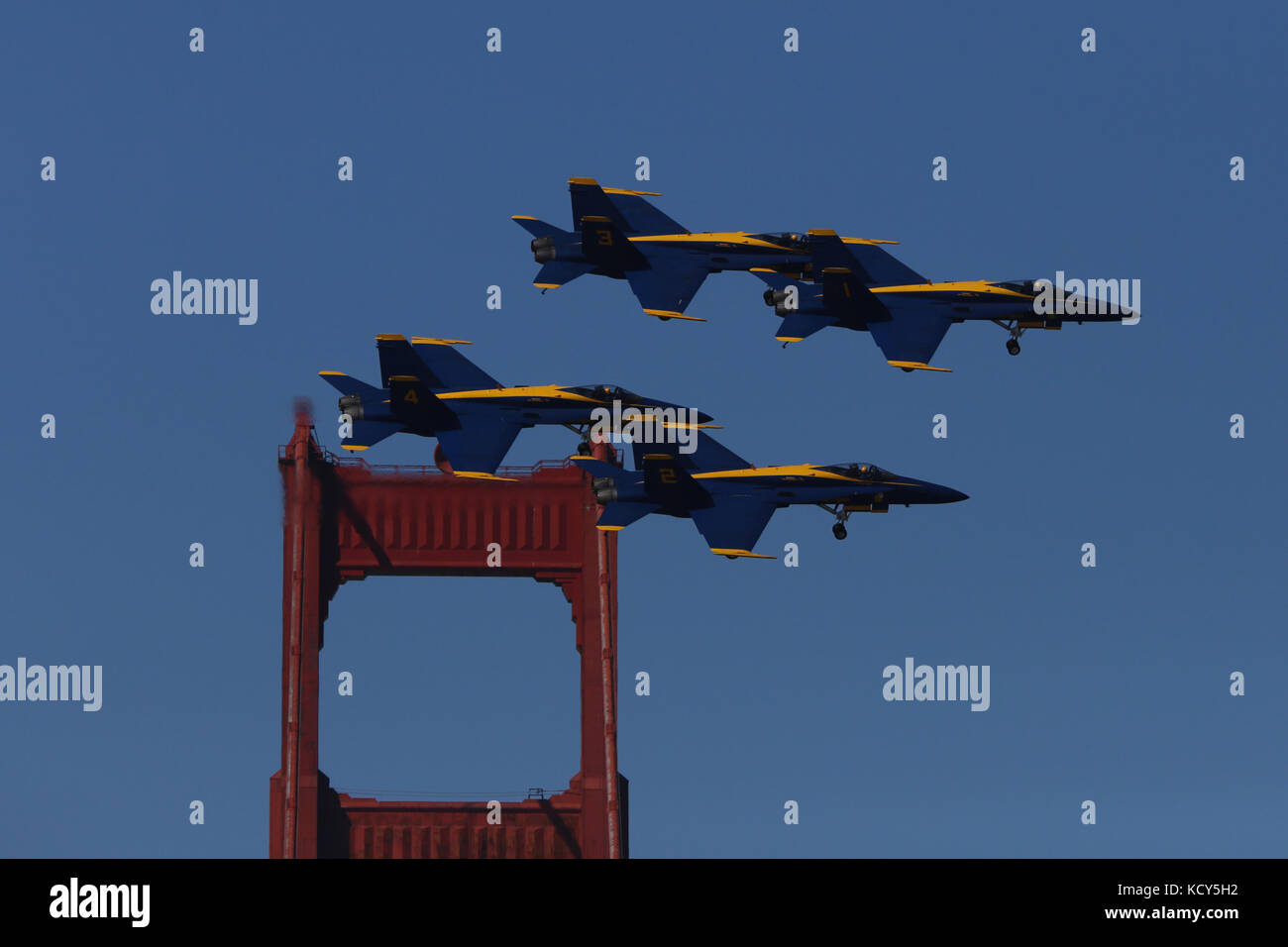 San Francisco, USA. 7th Oct, 2017. The U.S. Navy Blue Angels fly over ...