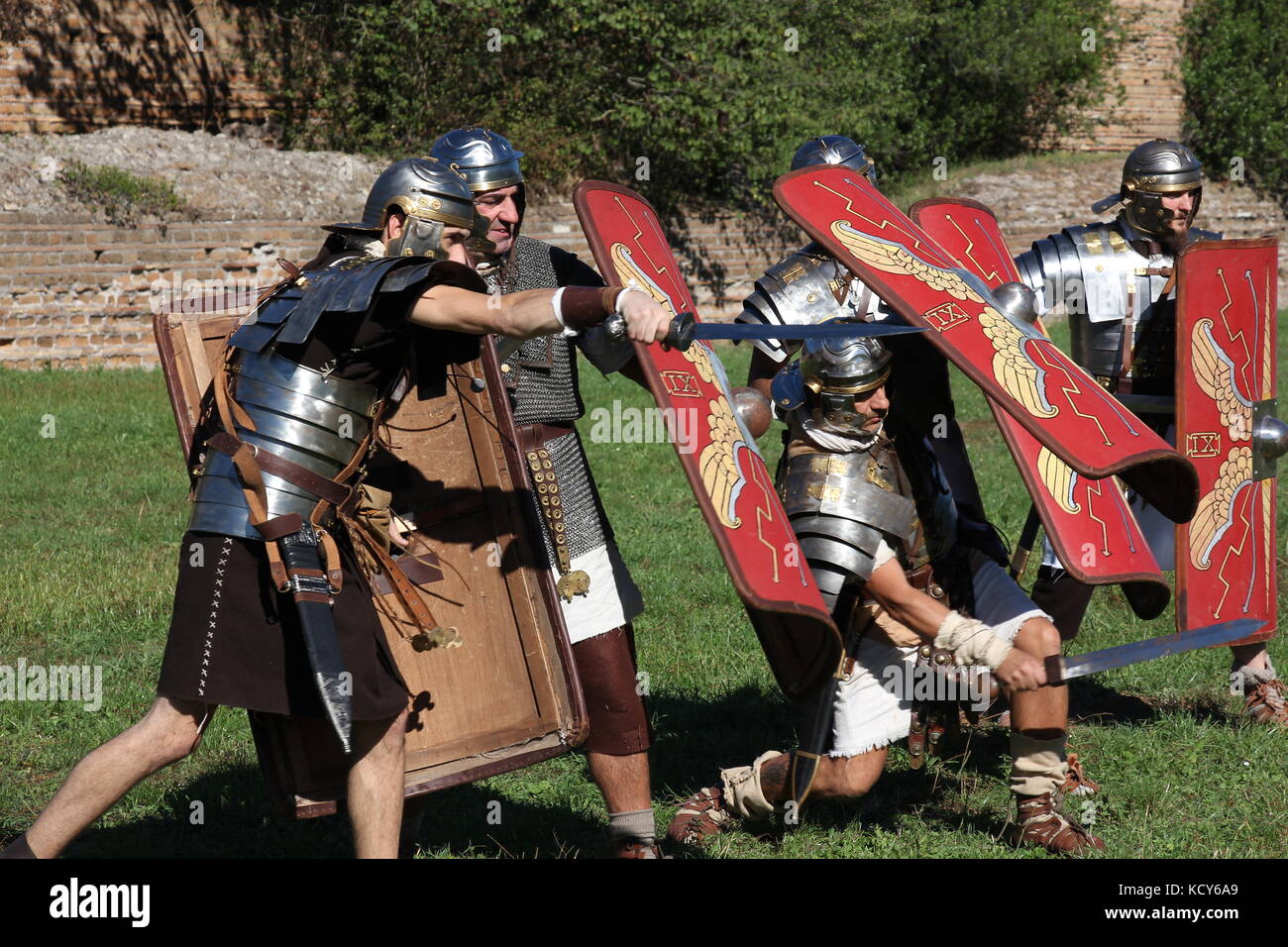 Rome, Italy. 7th October, 2017. Roma Victrix event - Ancient Roman camp ...
