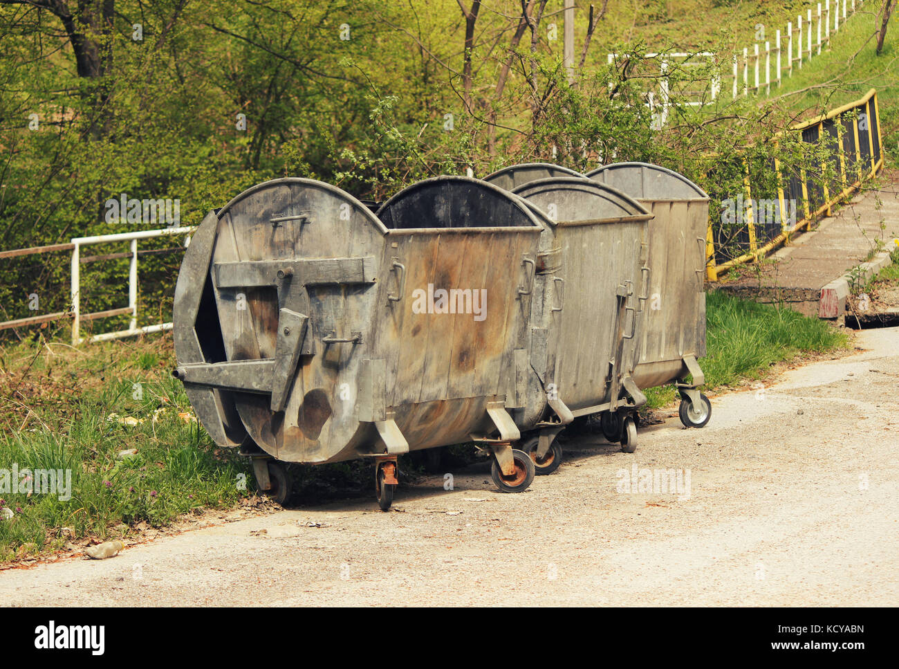 Old metal garbage containers hi-res stock photography and images - Alamy