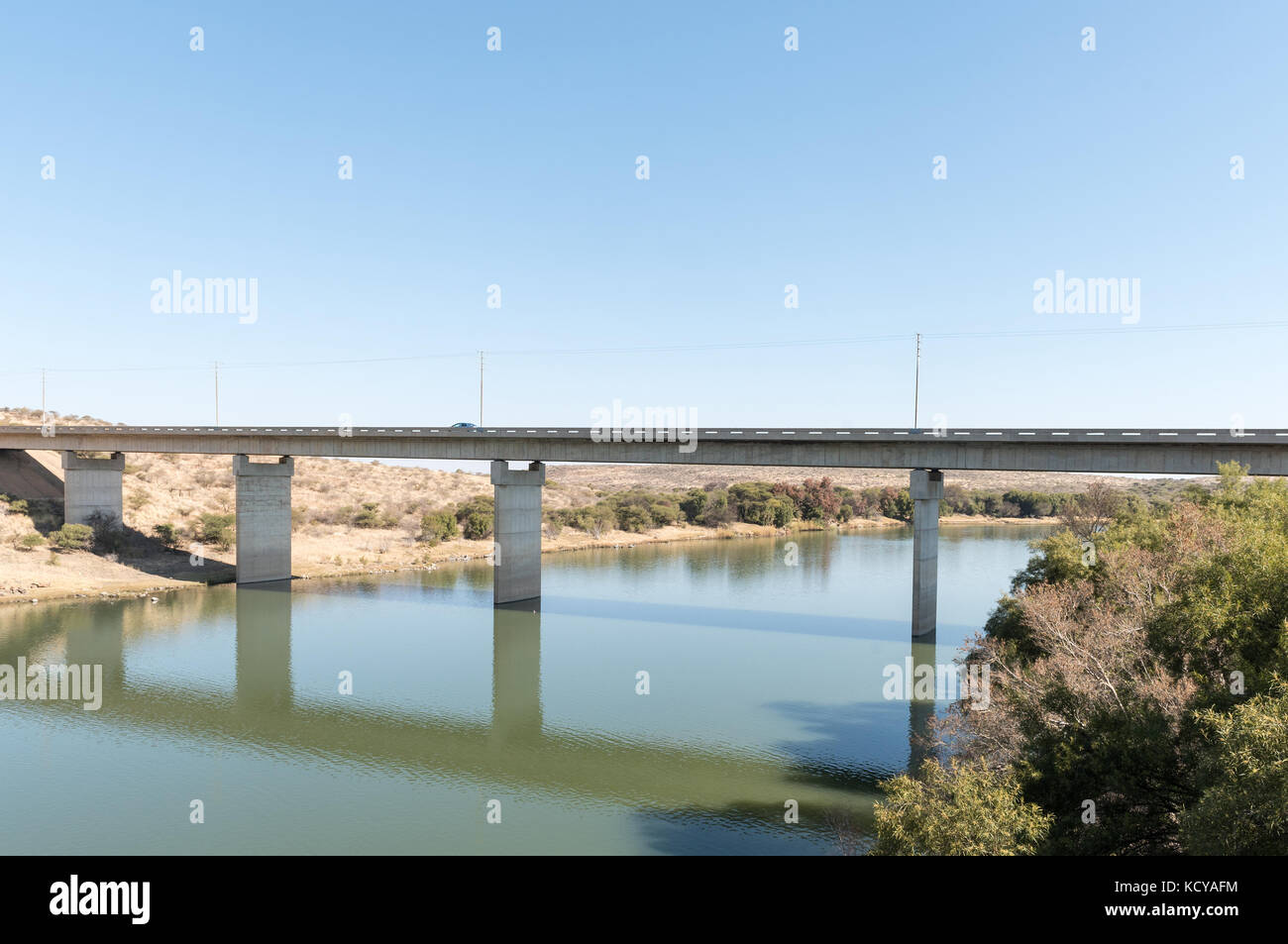The new bridge over the Vaal River at Barkly West, a town in the ...