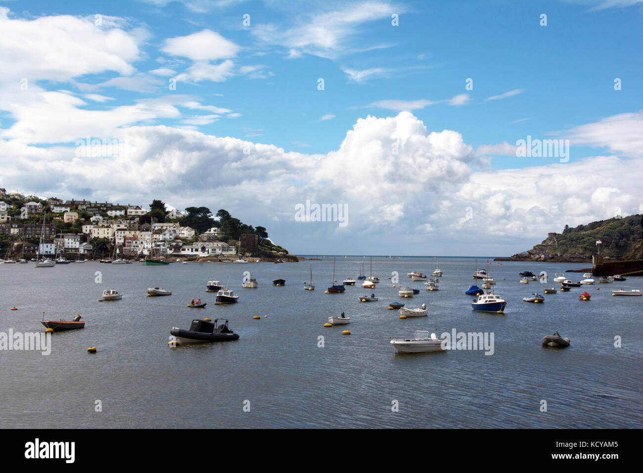 Fowey estuary hi-res stock photography and images - Alamy