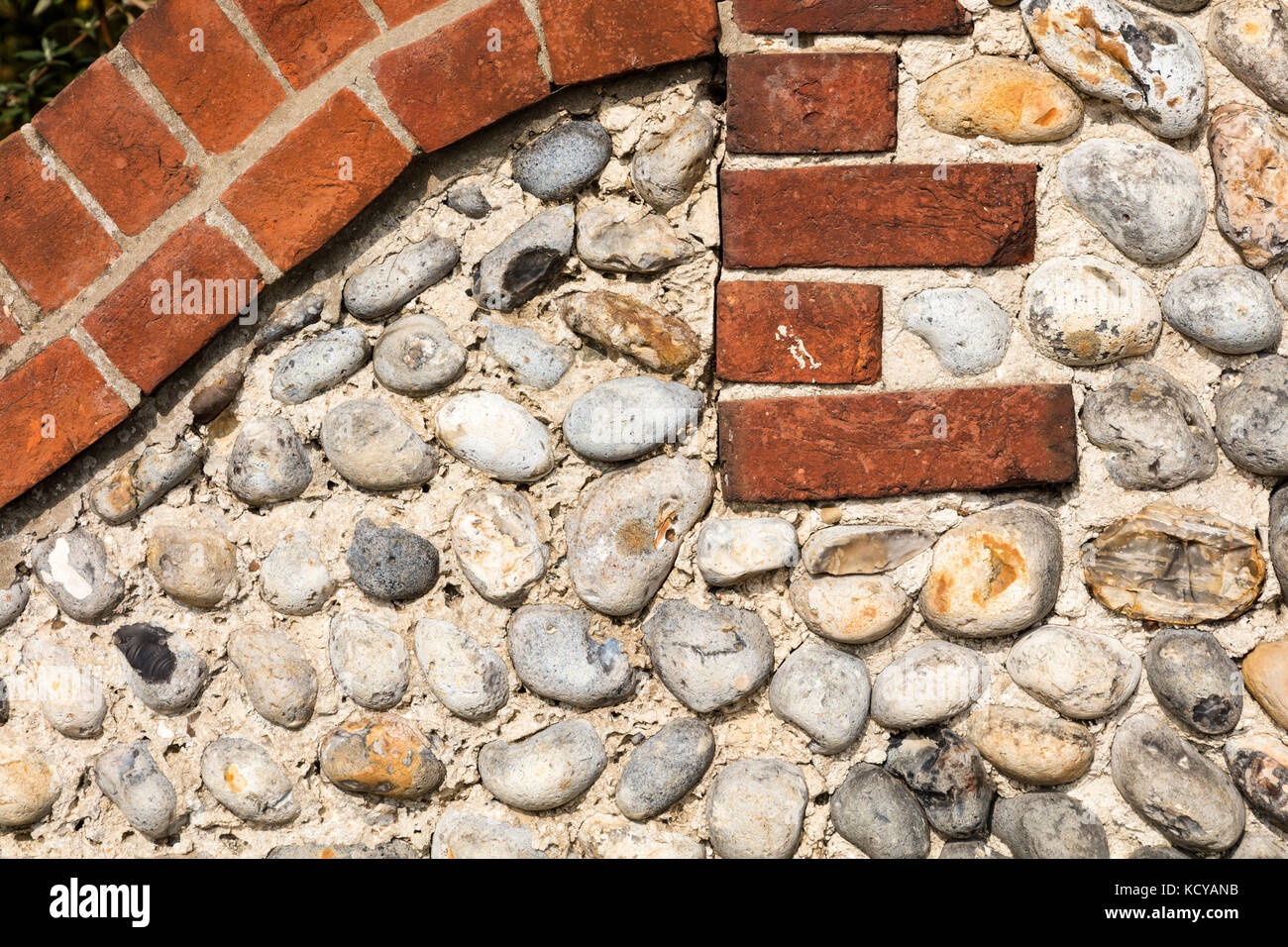 Red brick and flint hi-res stock photography and images - Alamy