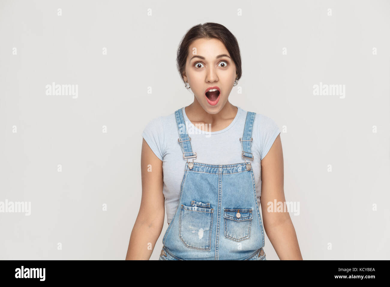 Indian woman wow expression hi-res stock photography and images - Alamy