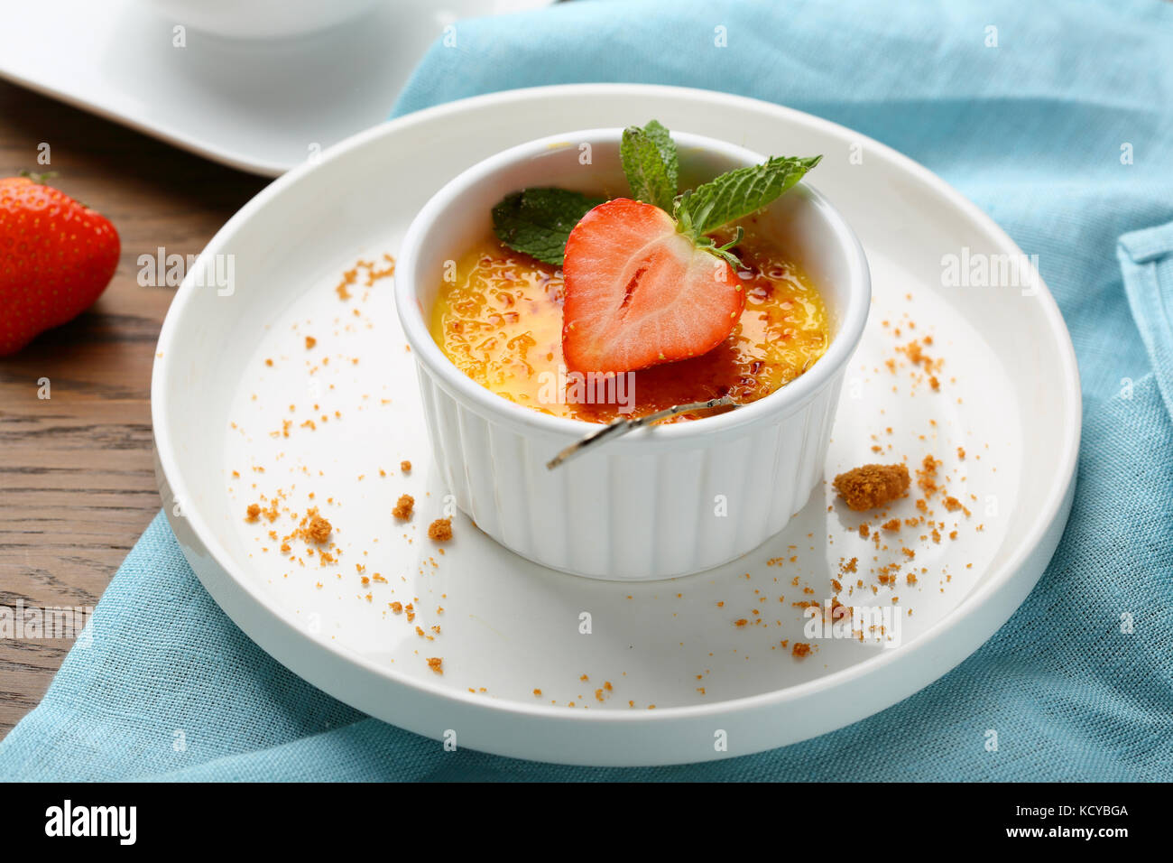 Vanilla custard creme dessert, food closeup Stock Photo - Alamy
