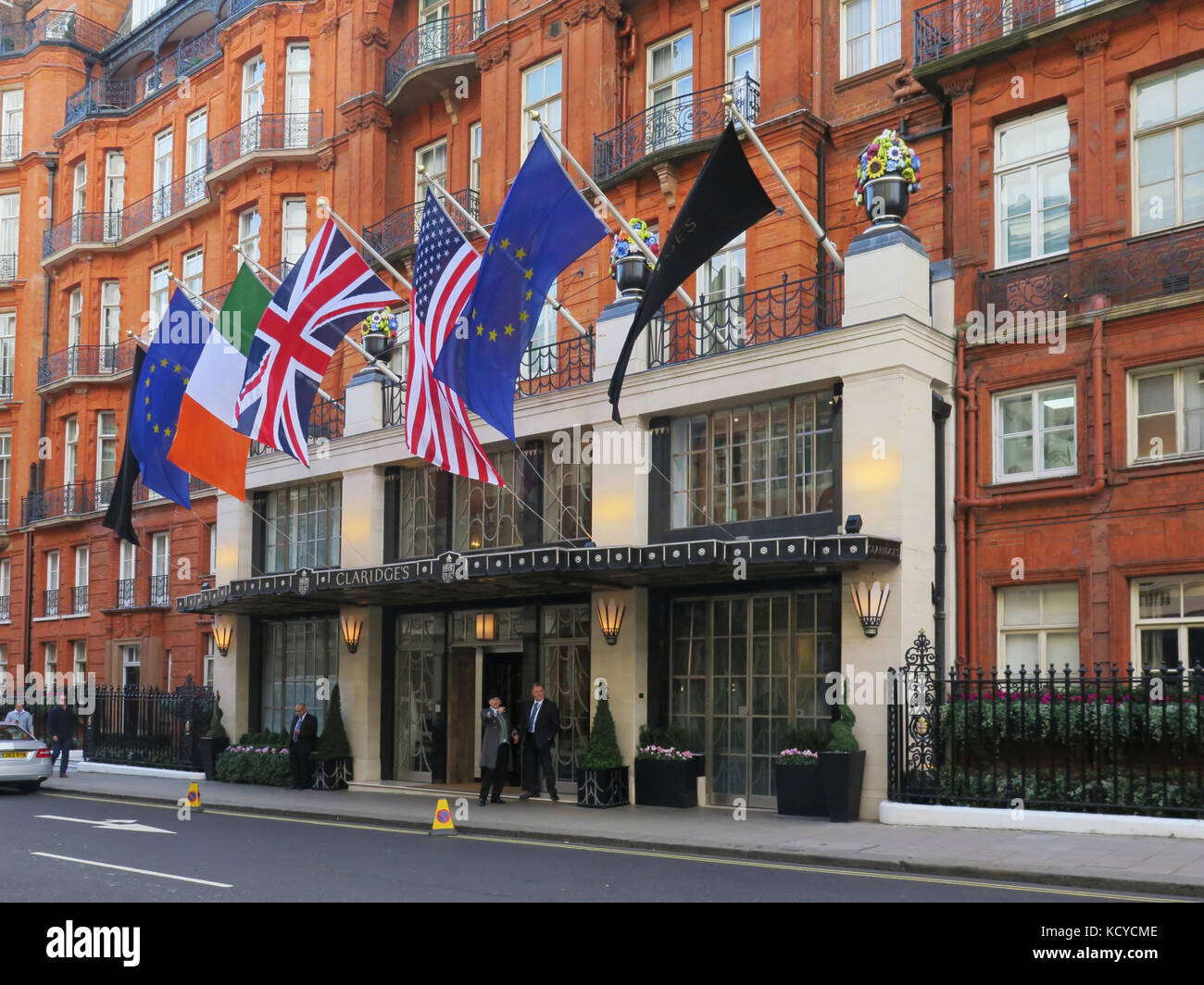 London Brook Street Claridges Hotel High Resolution Stock Photography ...