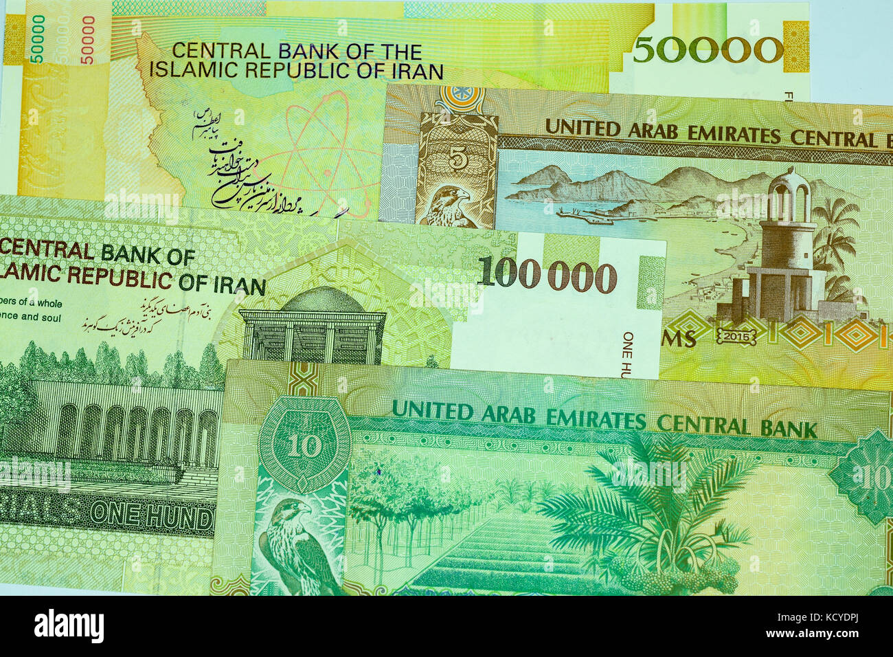 Close up Banknote and Currency Bills and Coins Stock Photo - Alamy