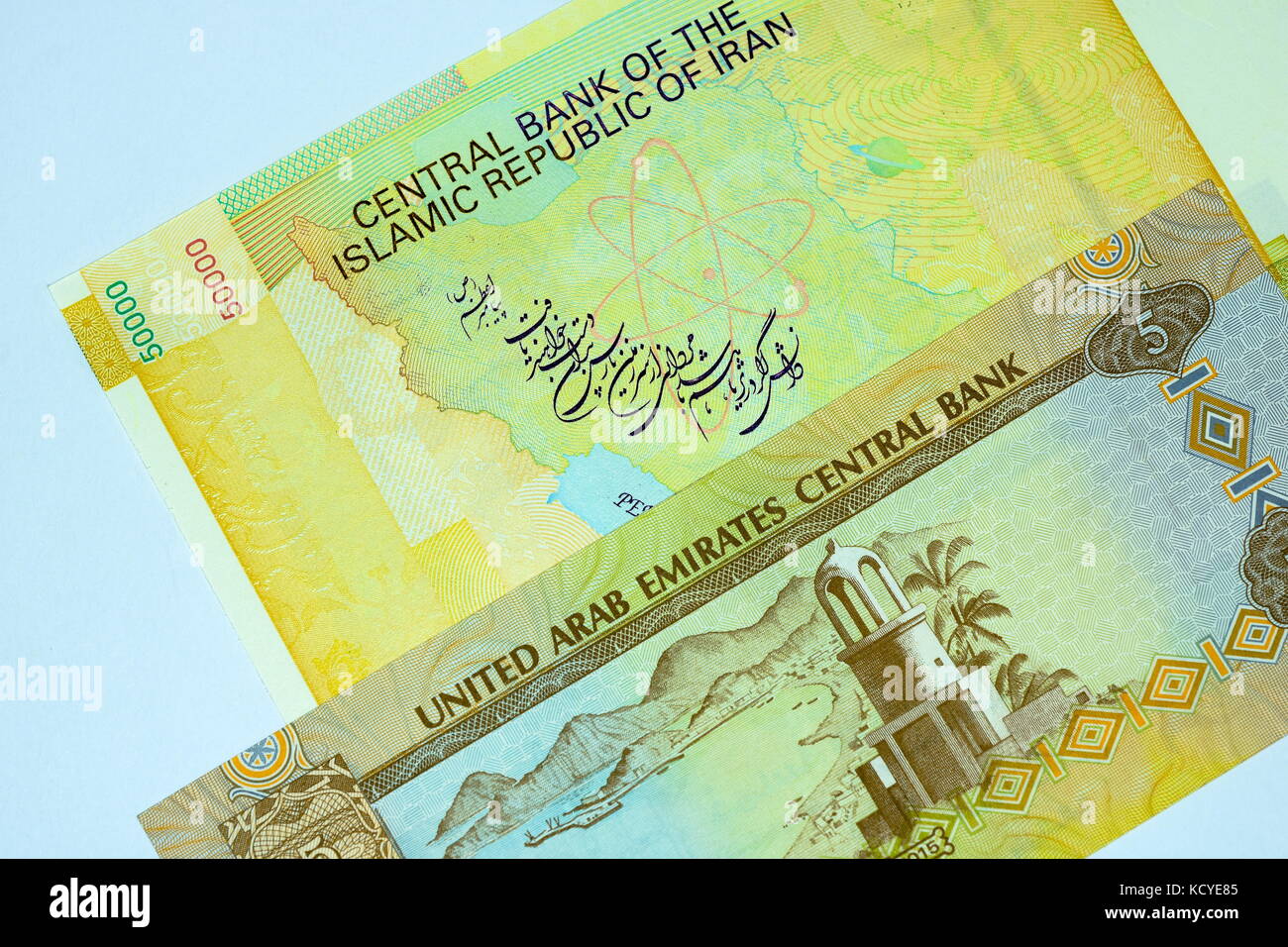 Close up Banknote and Currency Bills and Coins Stock Photo - Alamy