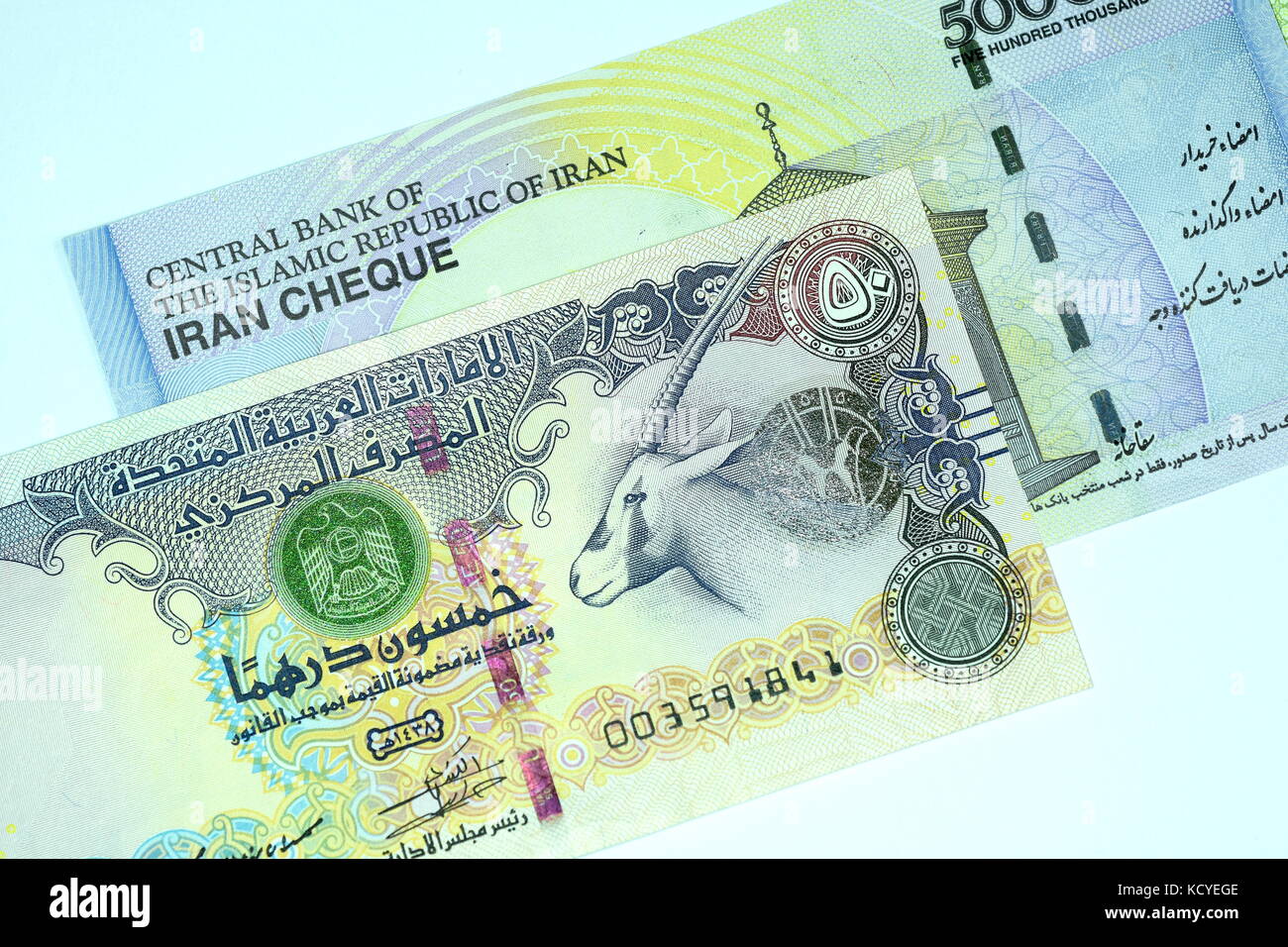 Close up Banknote and Currency Bills and Coins Stock Photo - Alamy