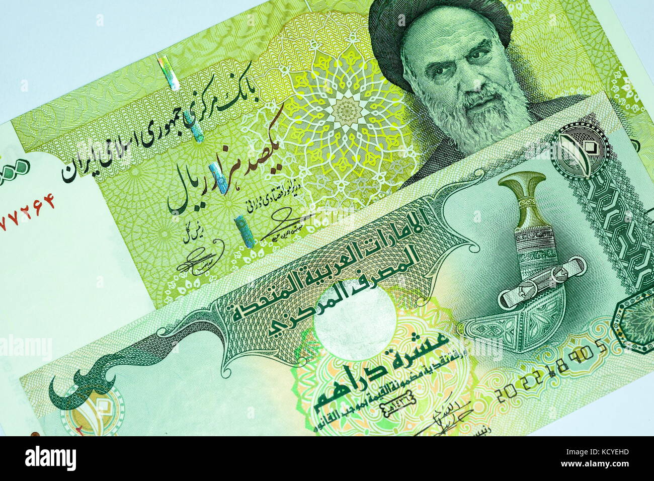 Close up Banknote and Currency Bills and Coins Stock Photo - Alamy