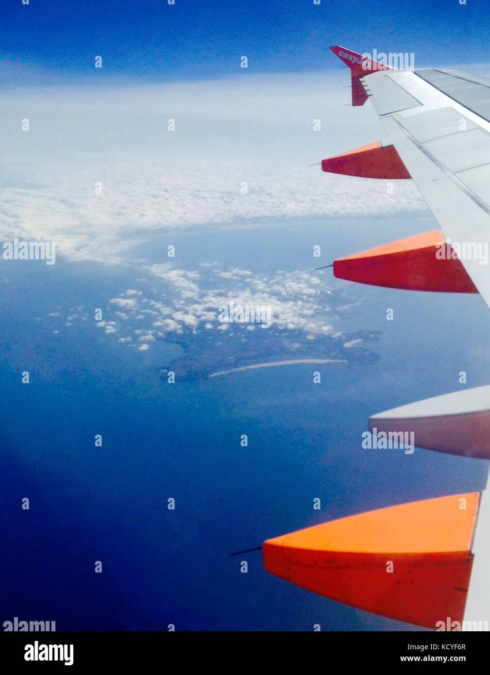 Ryanair window seat view hi-res stock photography and images - Alamy