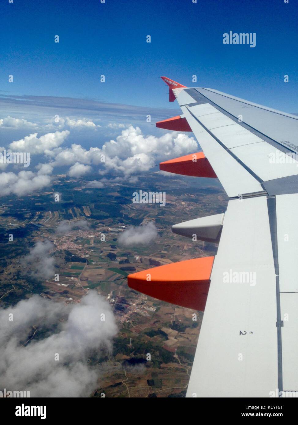 Ryanair window seat view hi-res stock photography and images - Alamy