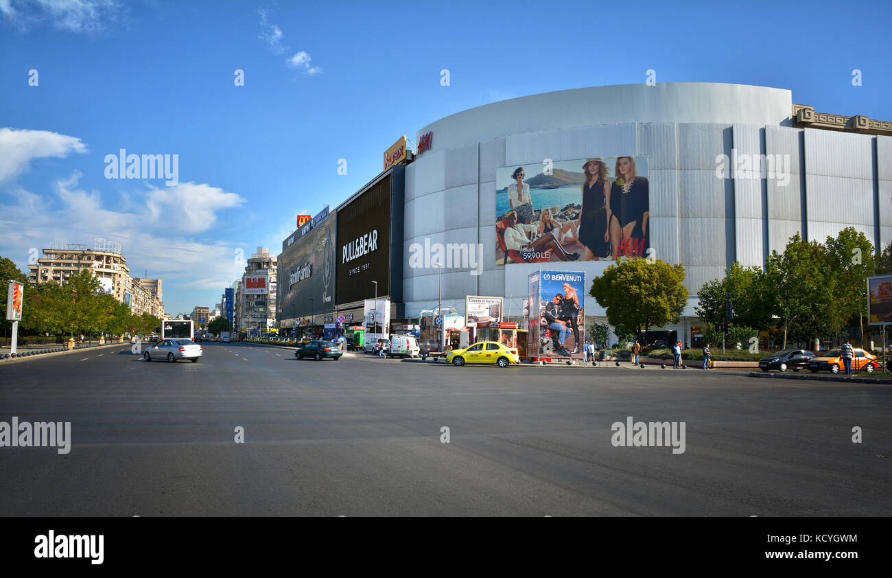 Traffic in Union Square (Piata Unirii) downtown of Bucharest city,the ...