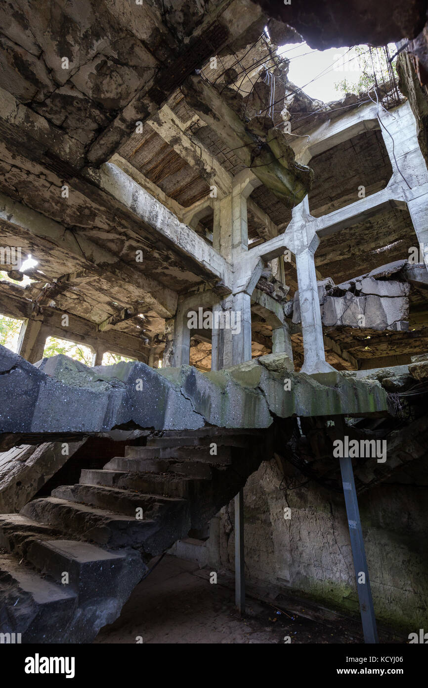 World war ii europe building destroyed High Resolution Stock ...