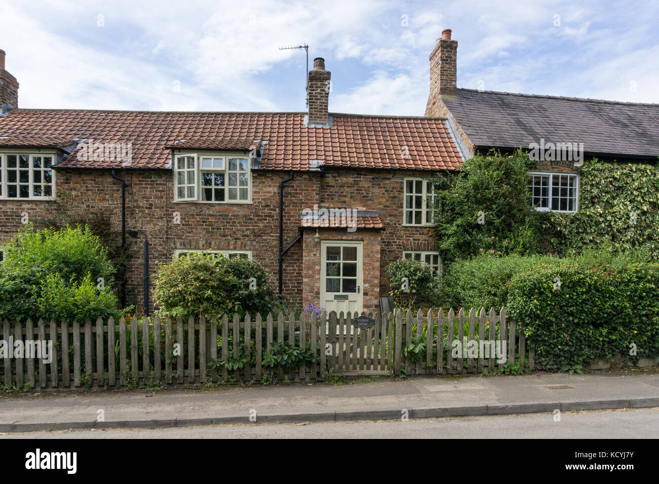 Yorkshire Stone Buildings Stock Photos & Yorkshire Stone Buildings ...