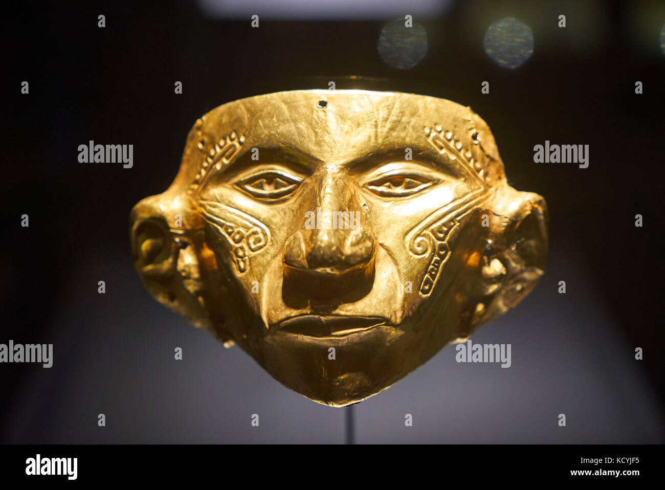 golden mask, pieces of exhibition in Gold Museum or Museo del Oro ...