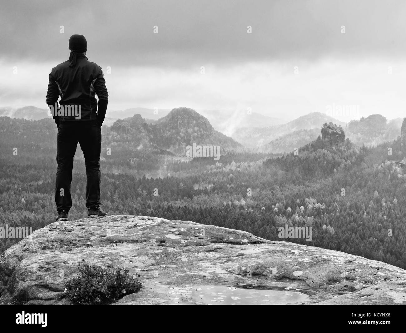 Empires of the sun Black and White Stock Photos & Images - Alamy