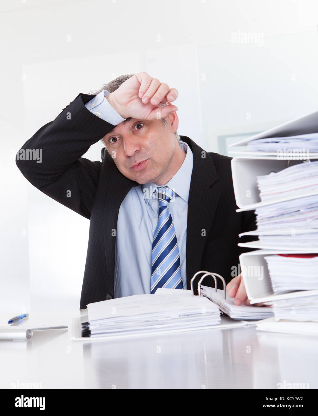 Exhausted businessperson hi-res stock photography and images - Alamy