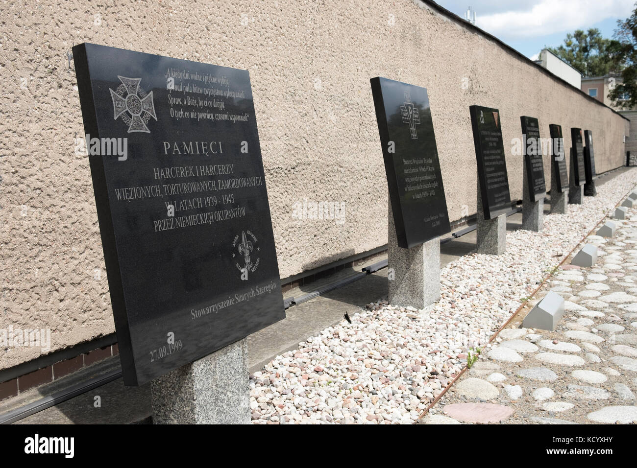 Polish memorials hi-res stock photography and images - Alamy