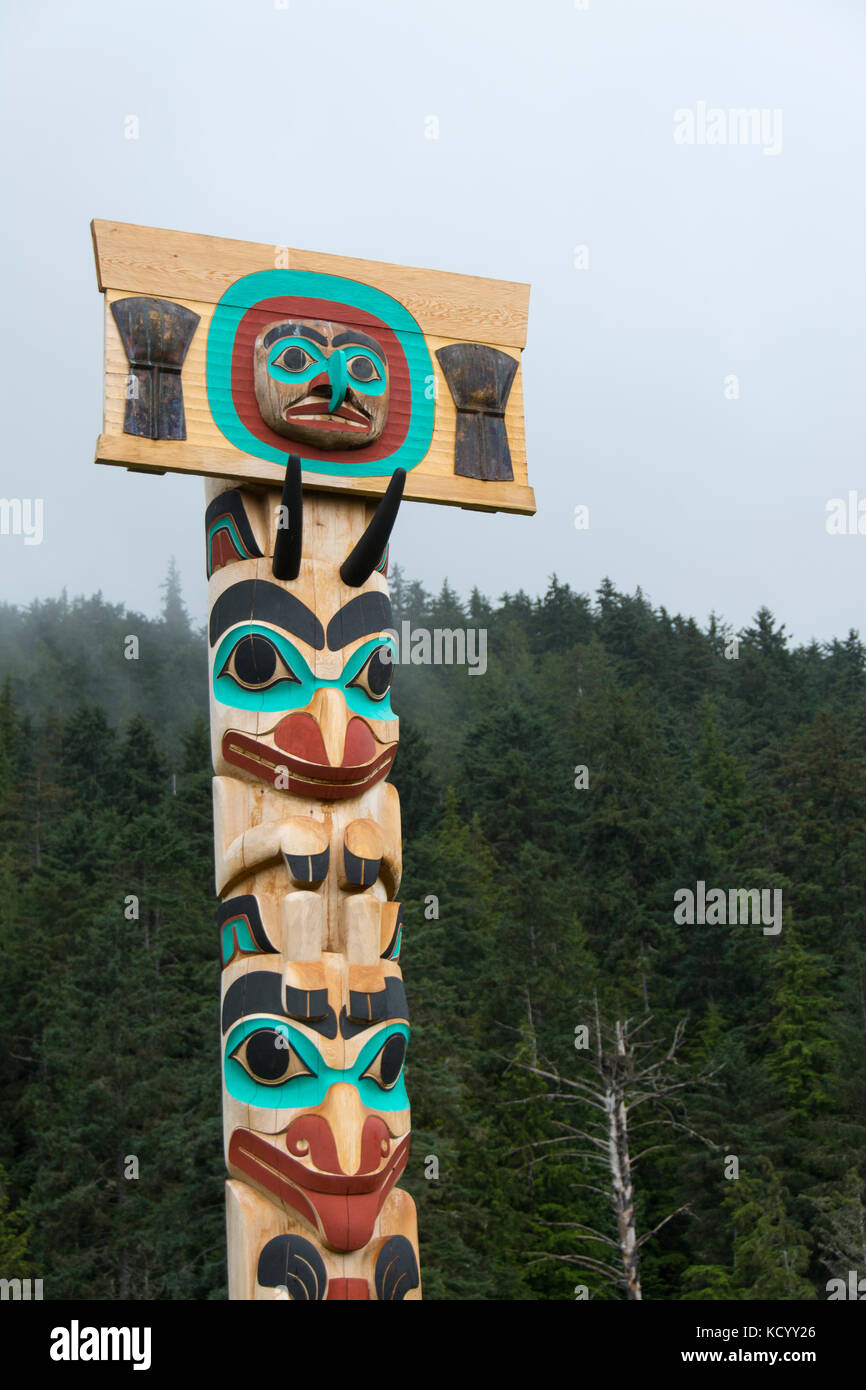 Totem Pole Skidegate, Haida Gwaii, formerly known as Queen Charlotte ...