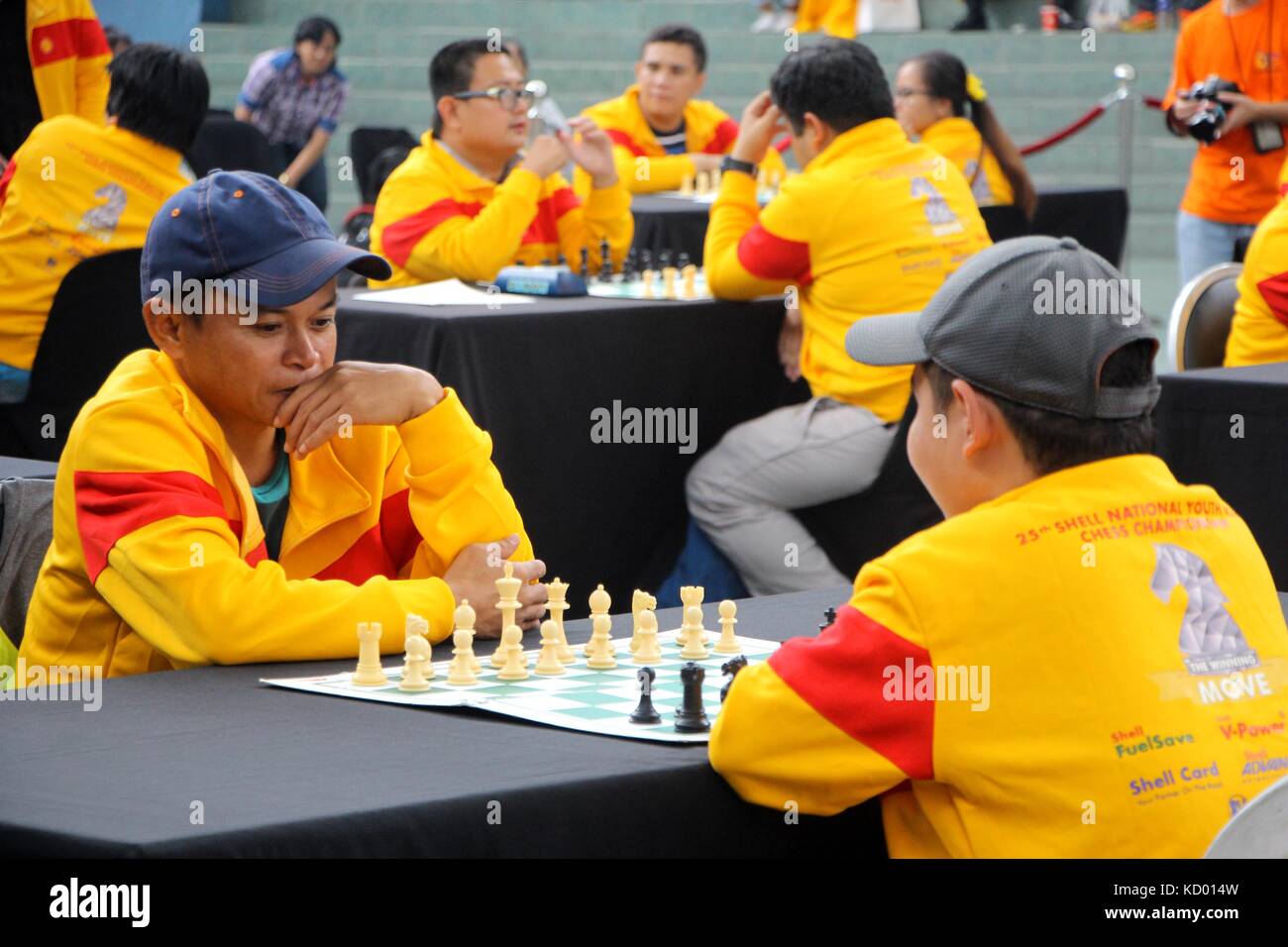 National Master Rolanso Andador, 39 yrs. Old (left) competed to Fide ...