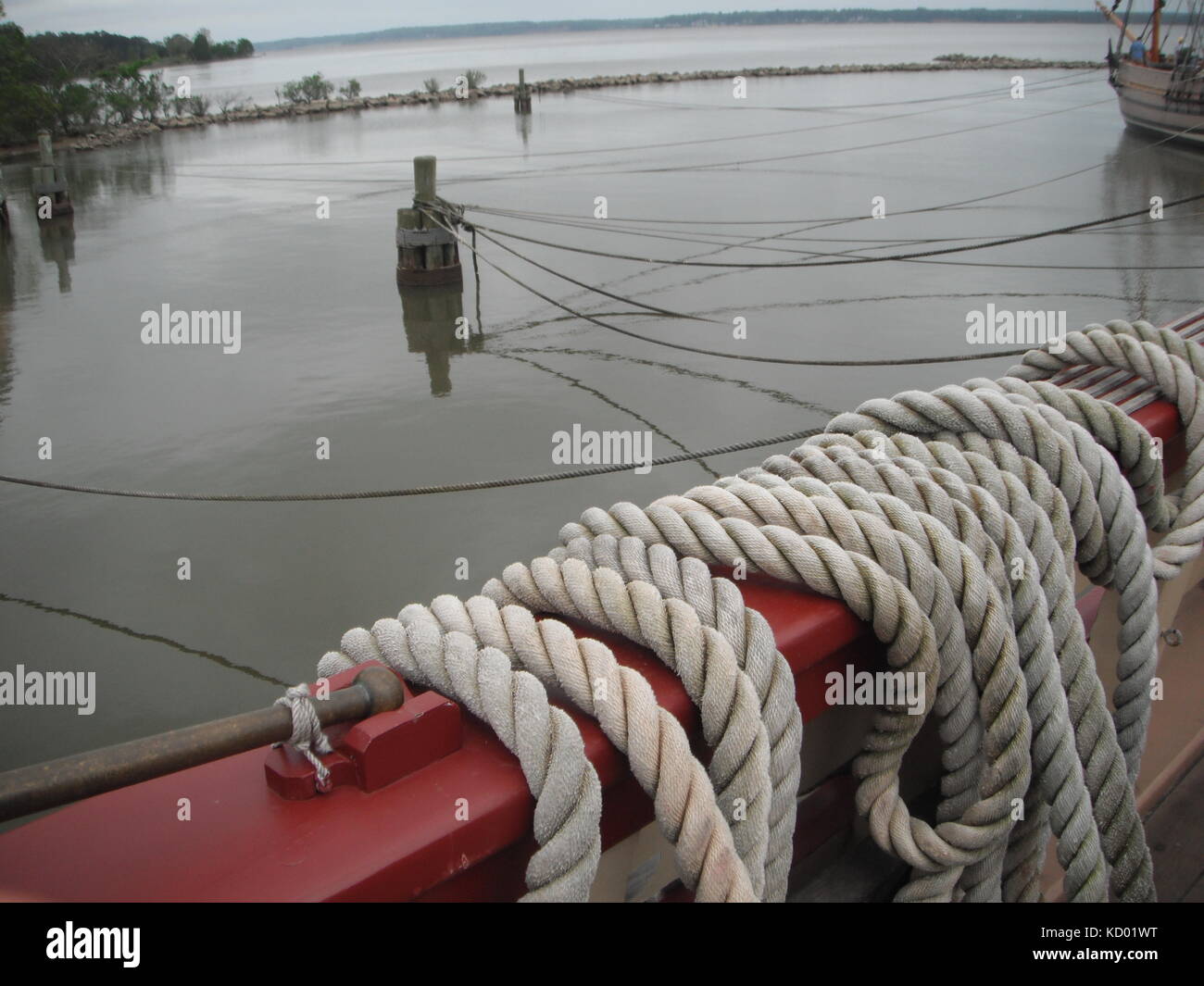 ropes on the water Stock Photo - Alamy