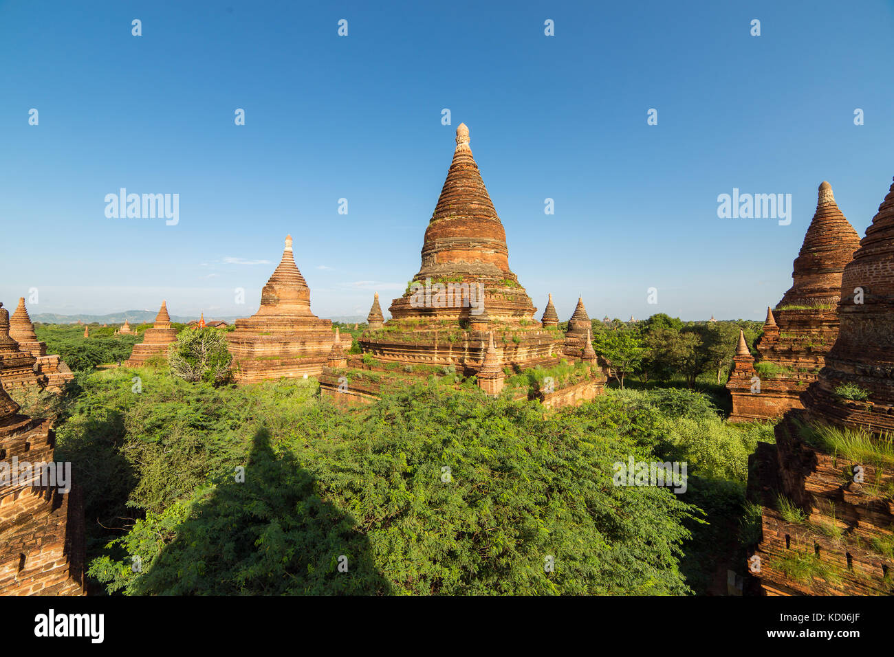 Old Bagan pagodas and temples in Myanmar Stock Photo - Alamy