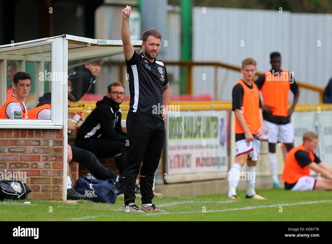 Hastings manager Chris Agutter during Romford vs Hastings United, FA ...