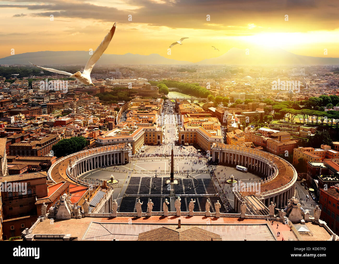 Panoramic view of Vatican from above, Italy Stock Photo - Alamy