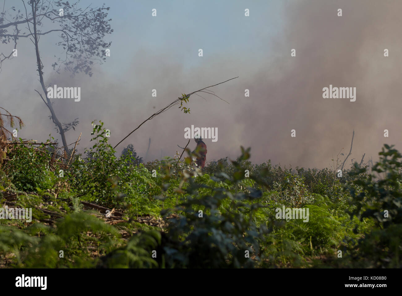 Mist water fire hi-res stock photography and images - Alamy