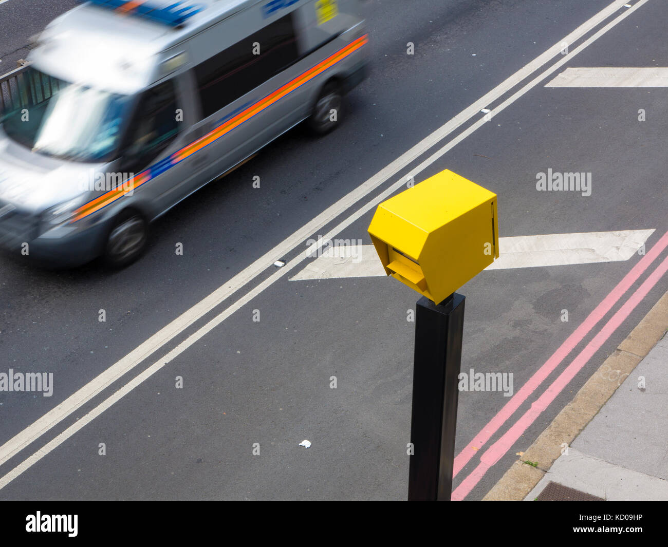 A police van speeding through a speed trap in London Stock Photo - Alamy