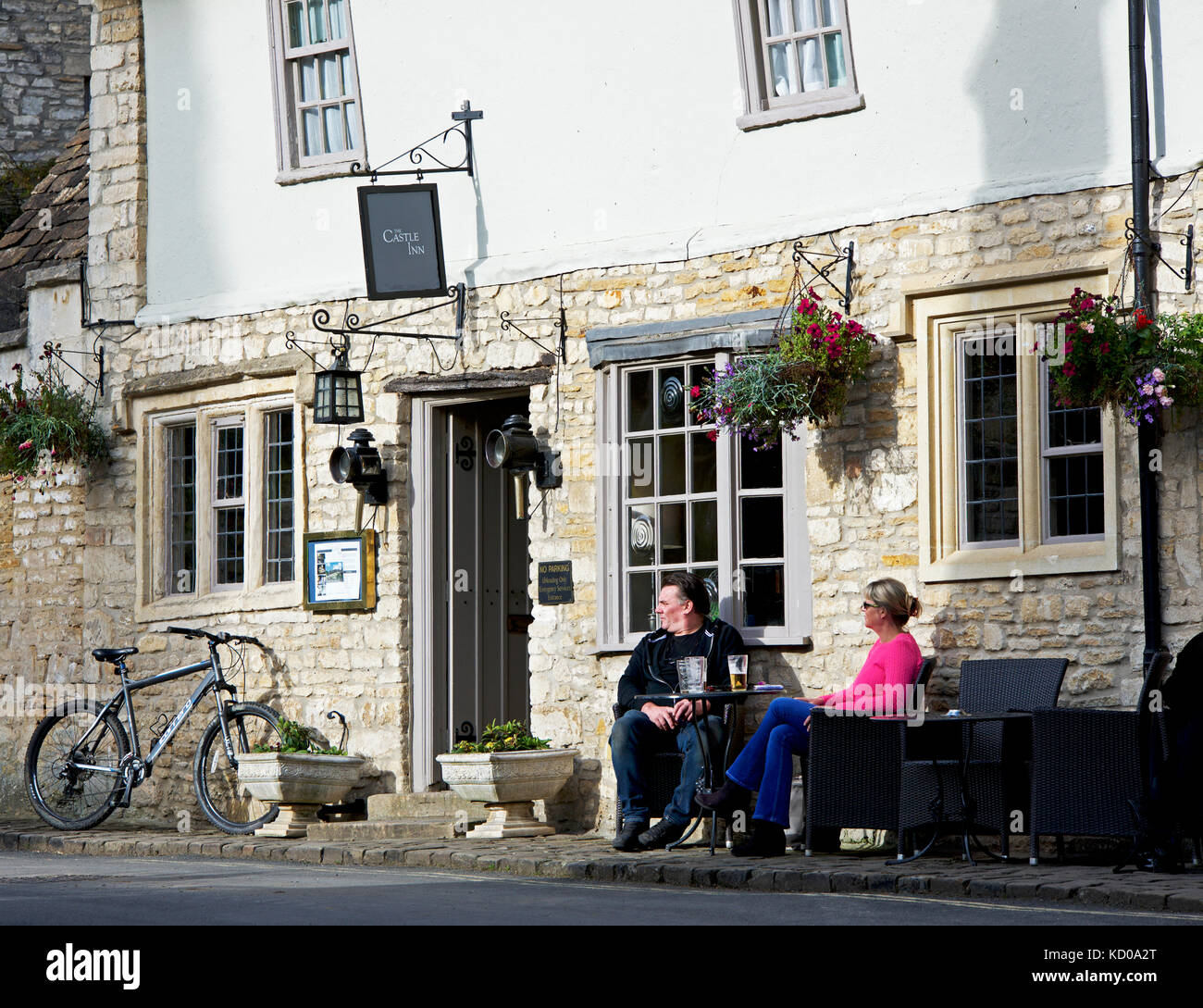 Castle inn at castle combe hi-res stock photography and images - Alamy