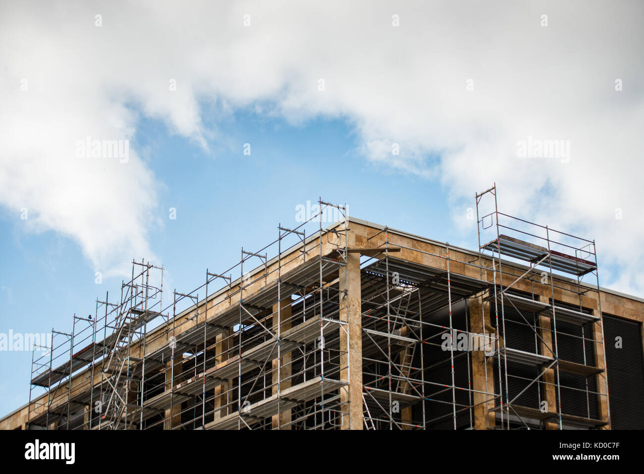 Safety scaffold scaffolding ladder hi-res stock photography and images ...