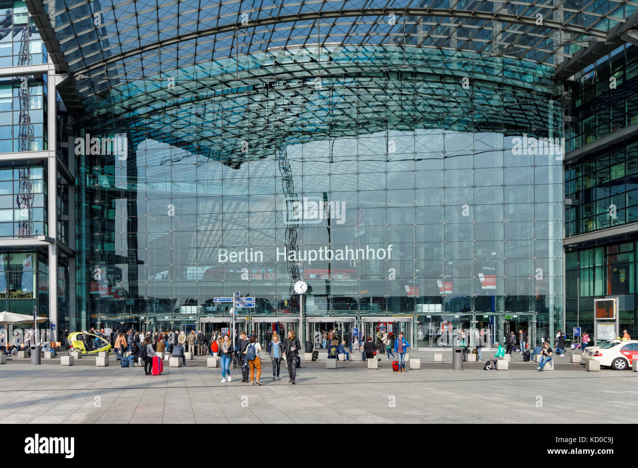 Modern building of Berlin Central Station, Berlin Hauptbahnhof, Germany ...