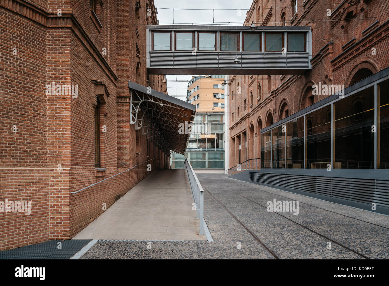 Modern architecture public building Stock Photo - Alamy