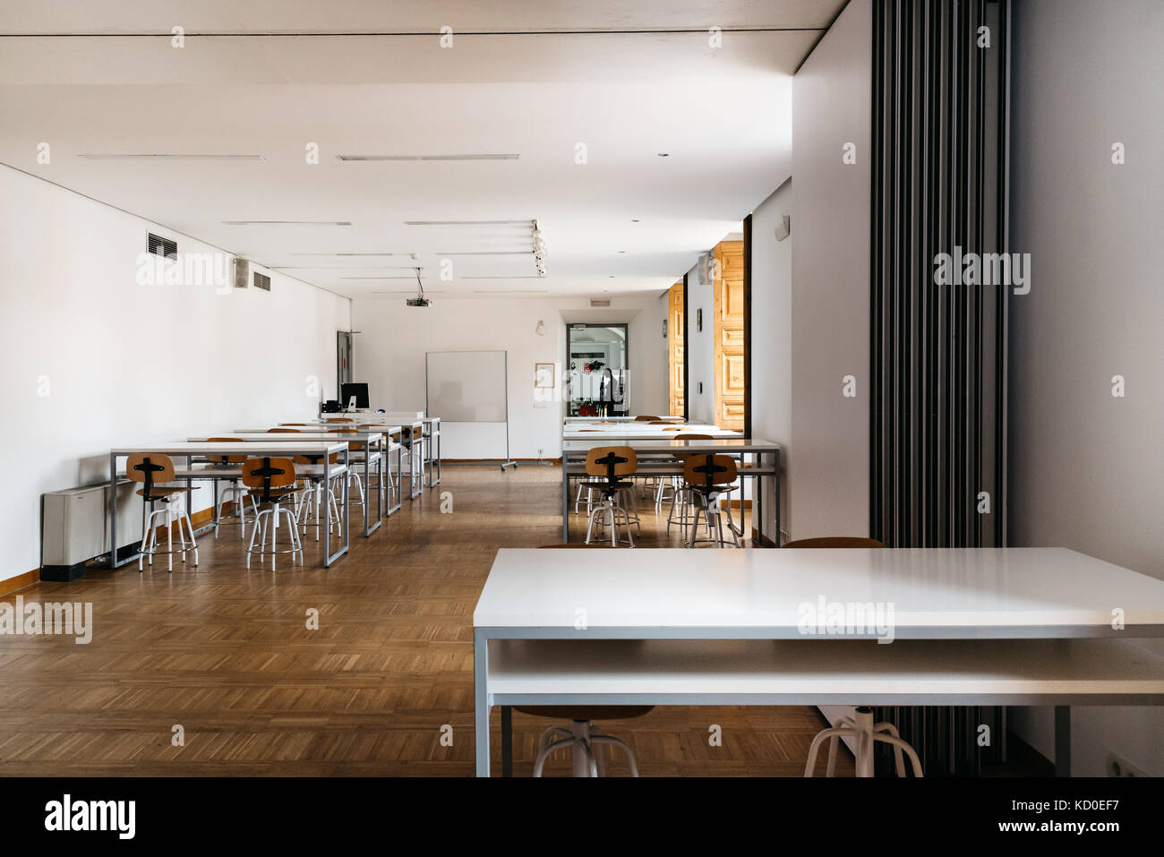 Student spain school classroom hi-res stock photography and images - Alamy