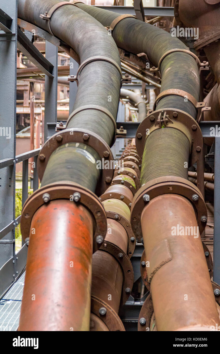 Old metal tubes hi-res stock photography and images - Alamy