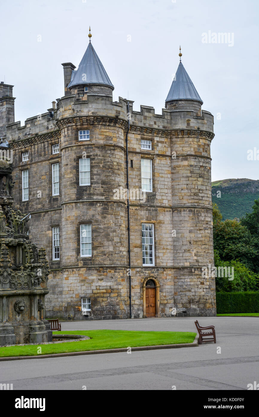 A building of the residence of the Queen in Scotland, Hollyroodhouse in ...