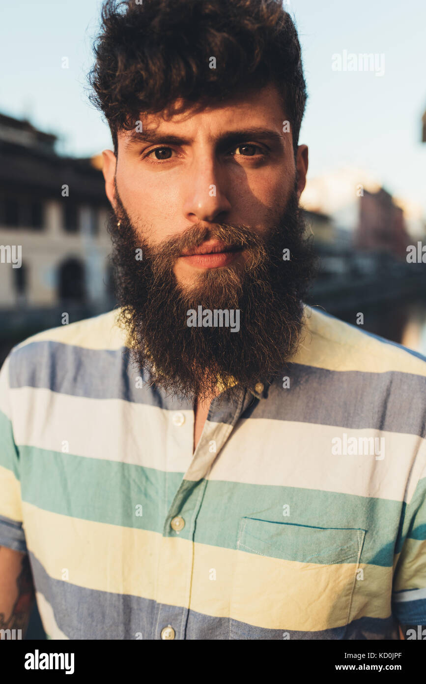 Head and shoulder portrait of bearded man Stock Photo - Alamy