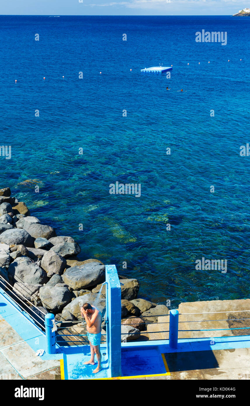Shower close to the sea Stock Photo - Alamy