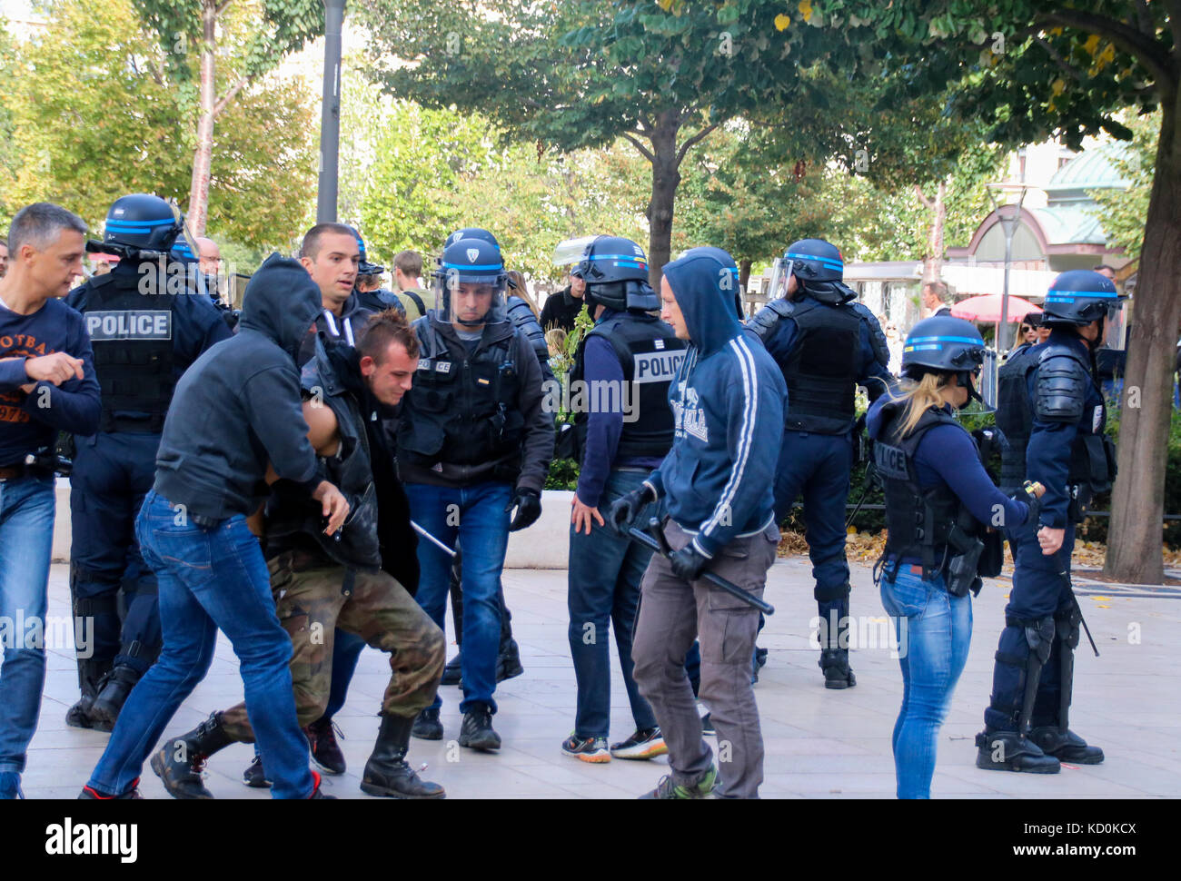 Lyon, France. 7th October, 2017. A young antifa protester is seen in ...
