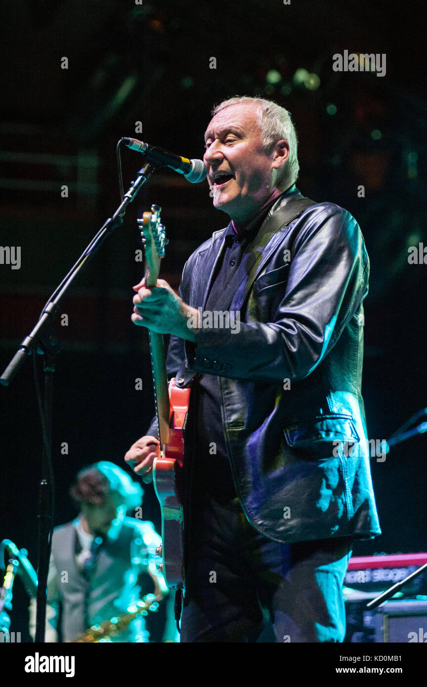 Nine below zero band hi-res stock photography and images - Alamy