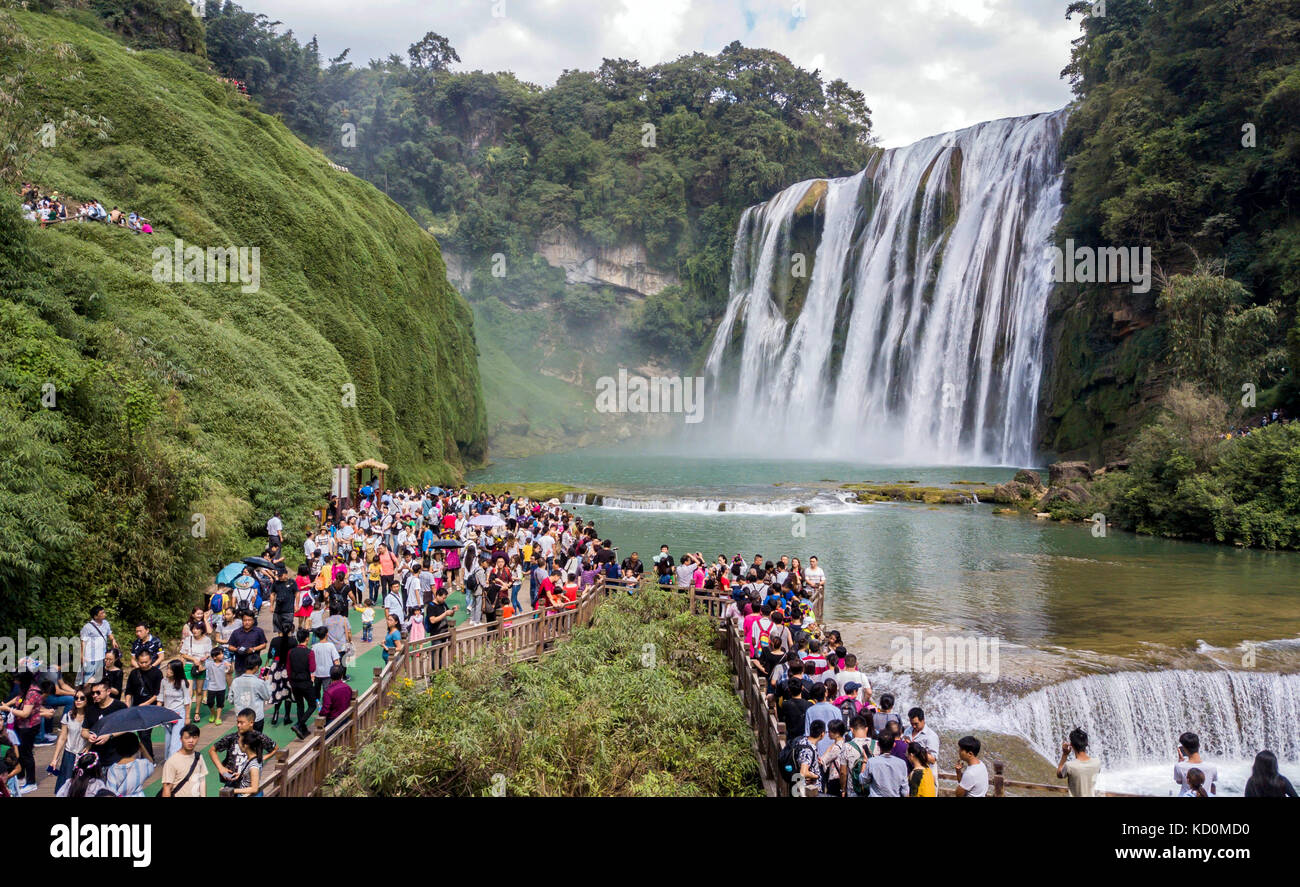 Anshun, China's Guizhou Province. 2nd Oct, 2017. Tourists visit the ...